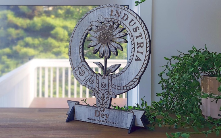 Lyle Family History & Ancestry - Scottish Family Crests & History